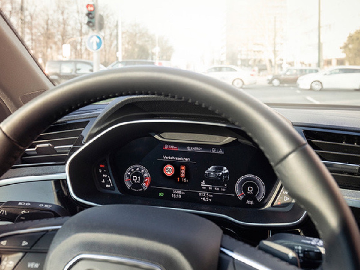 Audi Traffic Light Information: la tecnologia V2I ora attiva anche a ...