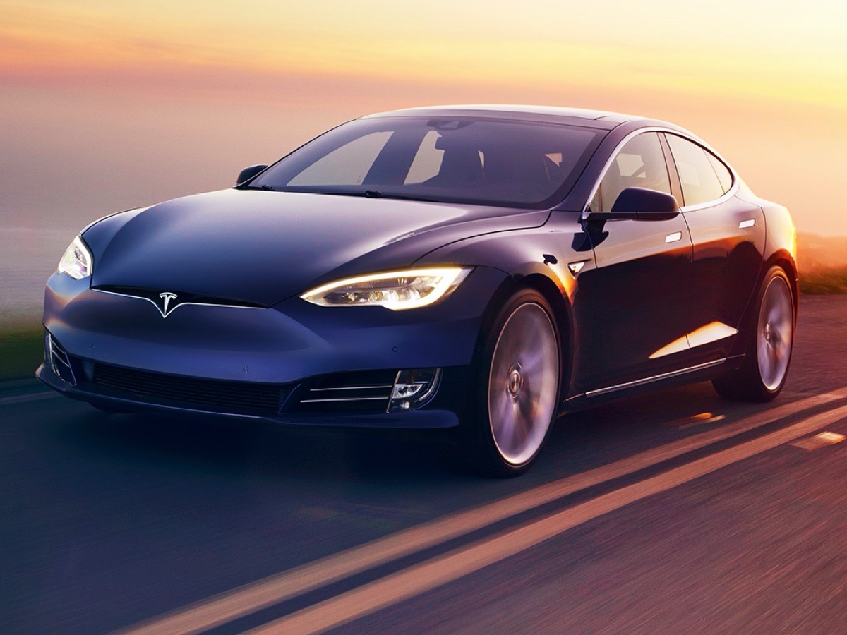Fino a 624 km di autonomia per la Tesla Model S Long Range Plus