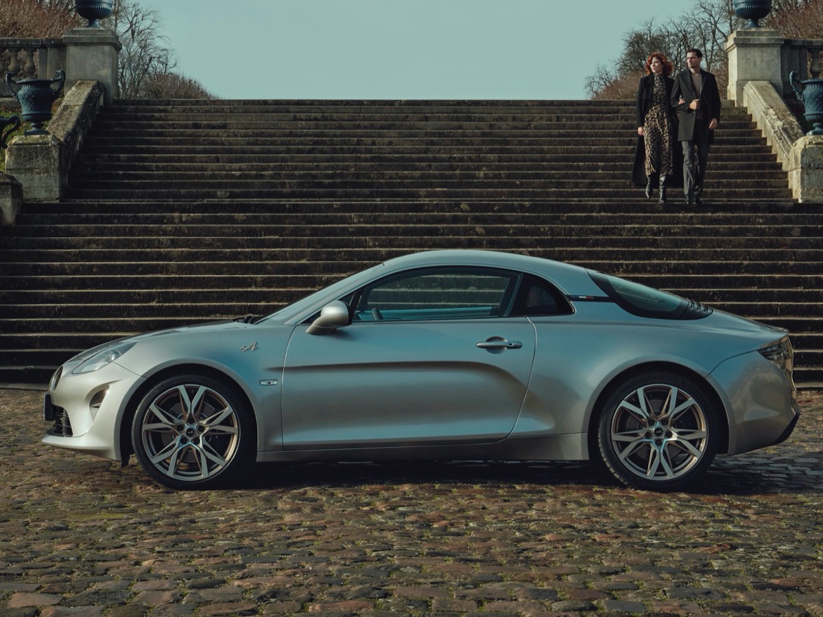 Al via gli ordini delle Alpine A110 Légende GT e A110 Color Edition 2020