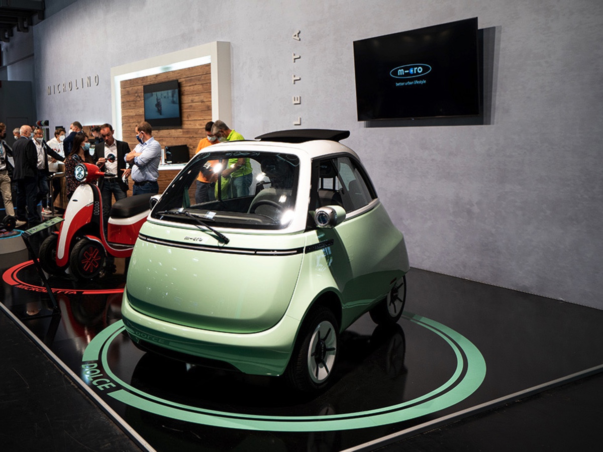 Tre versioni e autonomia fino a 230 km per la Microlino 2.0