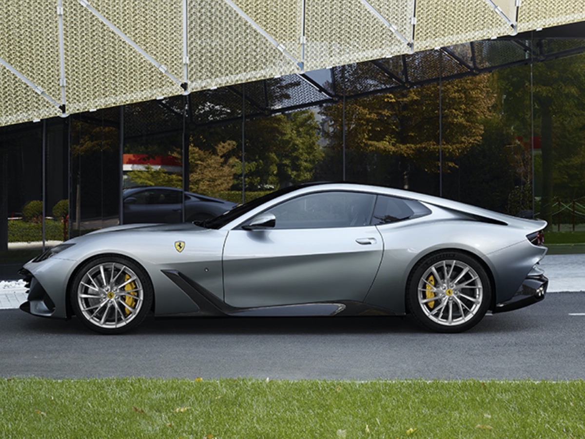 BR20, la nuova V12 della serie One-Off Ferrari