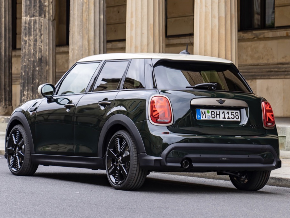 MINI, la Resolute Edition disponibile anche per la Cooper 5P