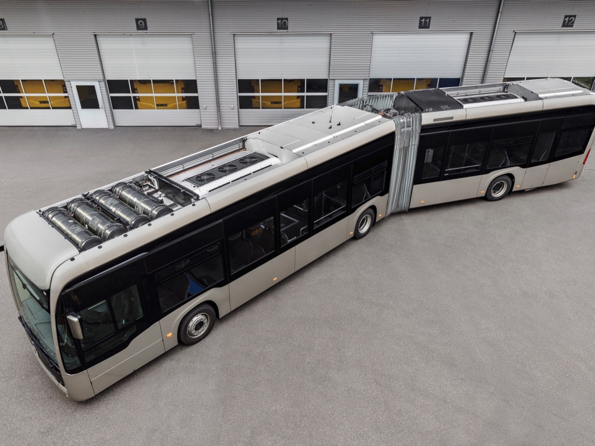 Toyota technology for the Mercedes-Benz eCitaro FCEV bus