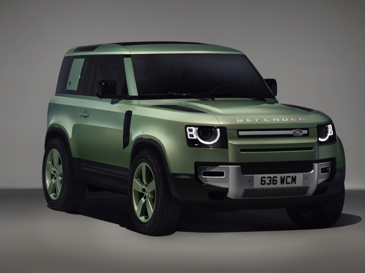 Colorazione esclusiva e dettagli unici per la Land Rover Defender 75th ...