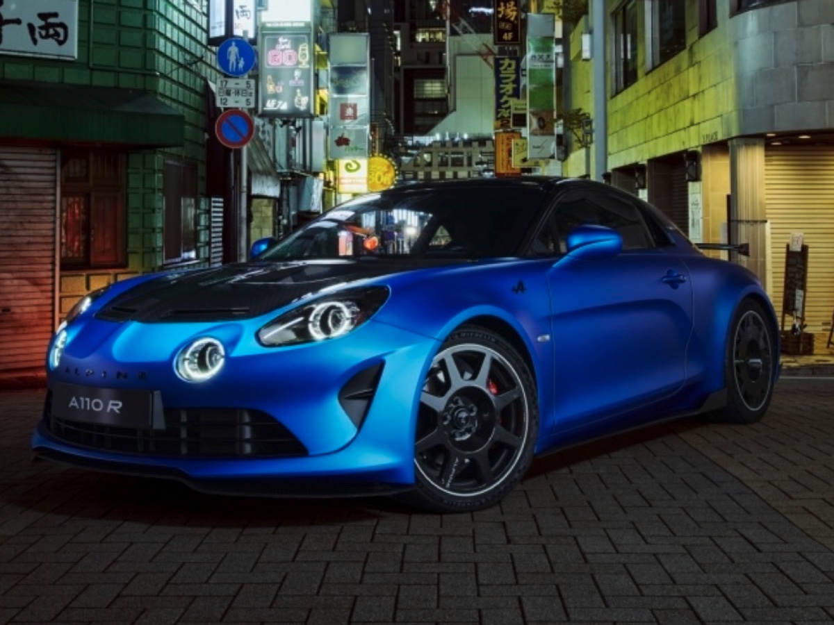 Alpine A110 R, la massima espressione di leggerezza e performance
