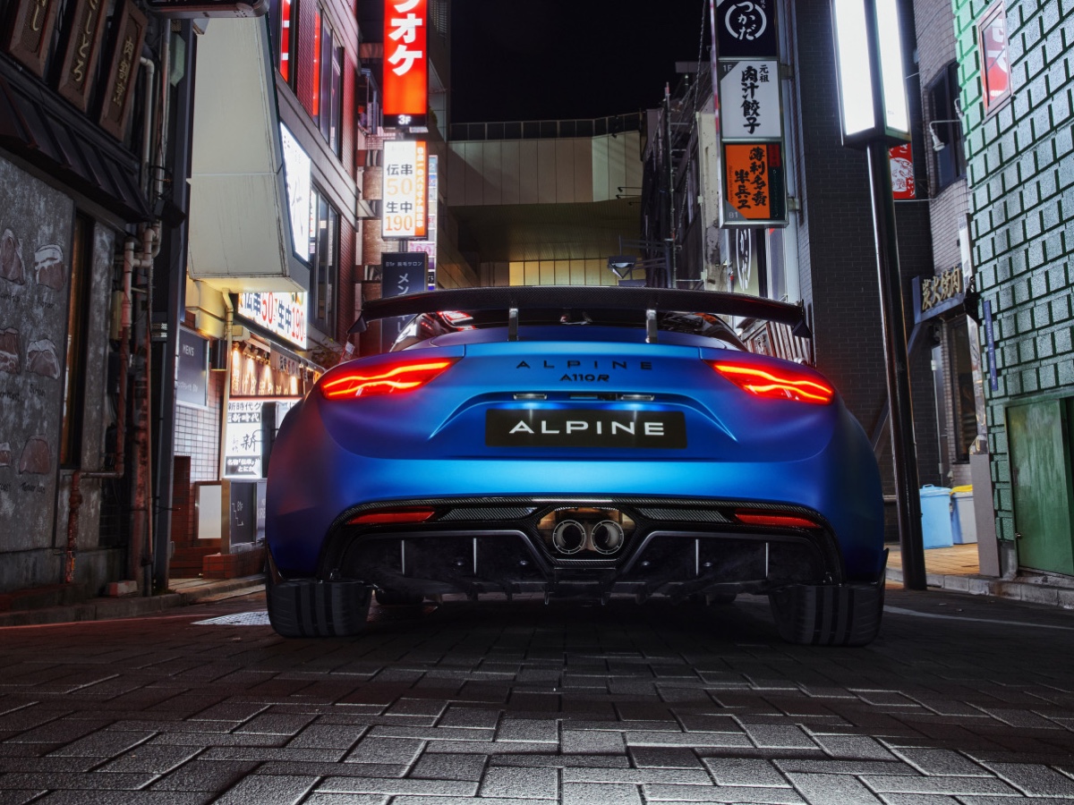 Alpine A110 R, la massima espressione di leggerezza e performance